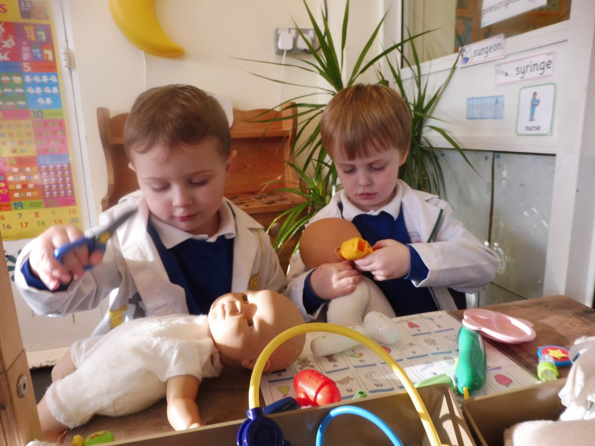 Beddington Infants' School | Role playing in Nursery
